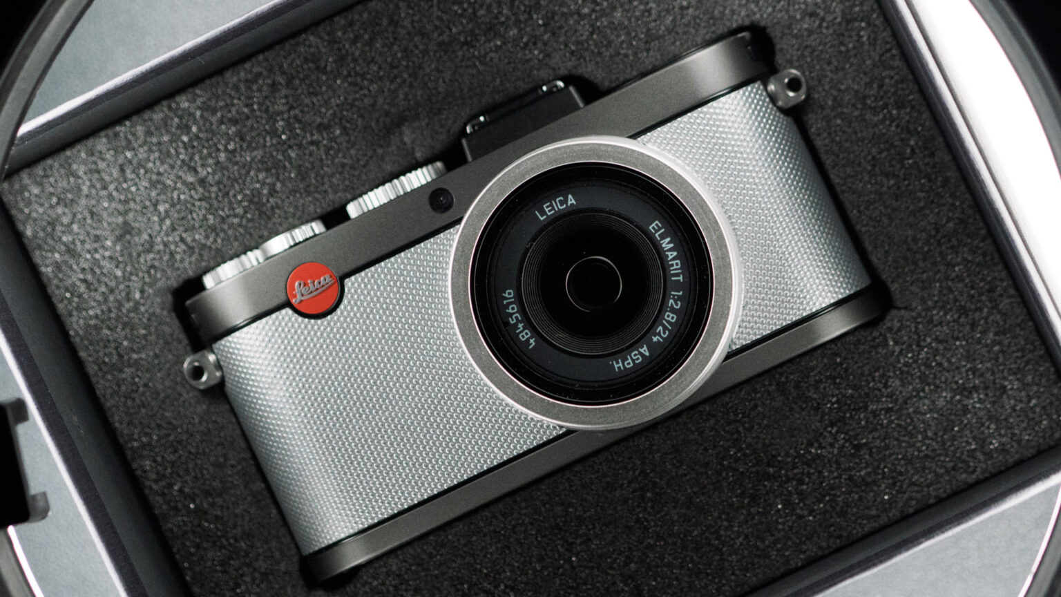 How To Write An Engaging Instagram Captions For Camera Gear Photos ...